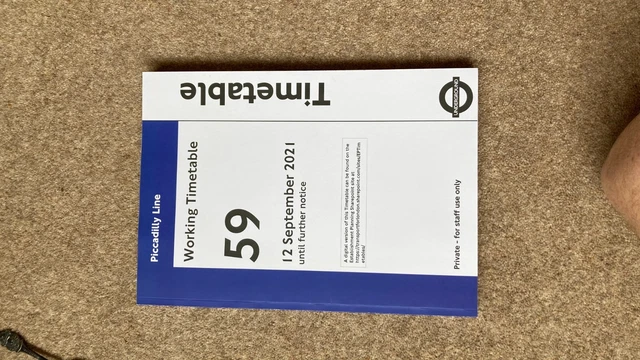 LONDON UNDERGROUND PICCADILLY Line - Trains To Central London 2021 ...