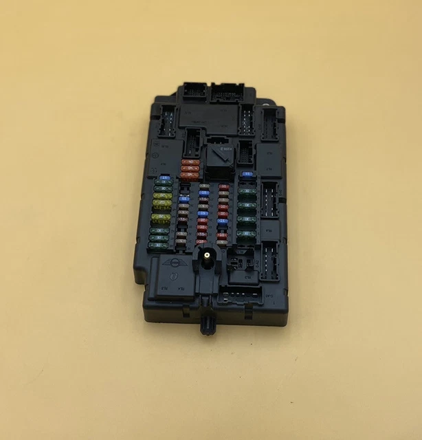 MINI COOPER S R56 Fusible Relais Jonction Puissance Boite Bcm Jbe 07-13 ...