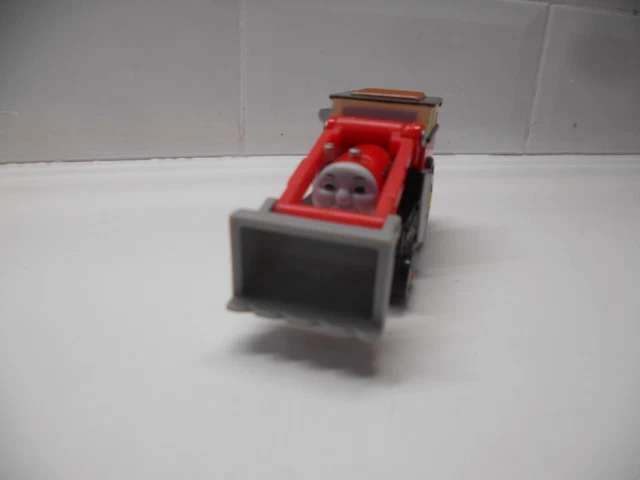 TOMY TRACKMASTER THOMAS the tank engine train set battery operated jack ...