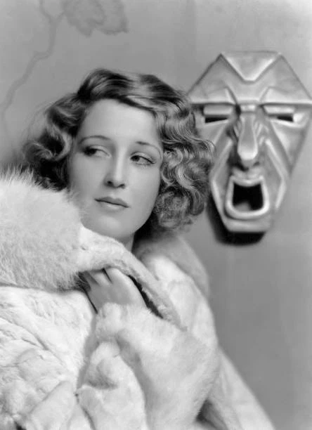 BRITISH ACTRESS BETTY Stockfield Wearing A Fur Coat 1931 Old Photo EUR ...