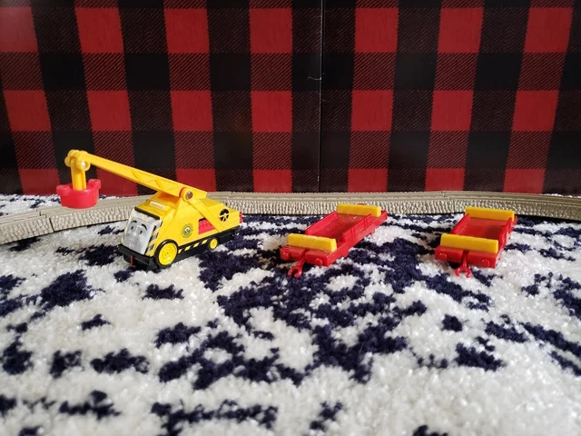 THOMAS AND FRIENDS Trackmaster Kevin + Flatbeds Mattel 2009 "WORKS ...