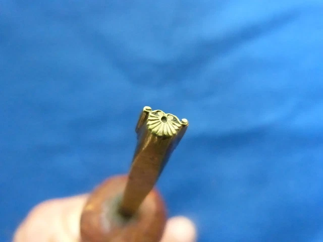 OUTIL ANCIEN RELIEUR reliure bronze fleuron fer à dorer ornement EUR 25 ...