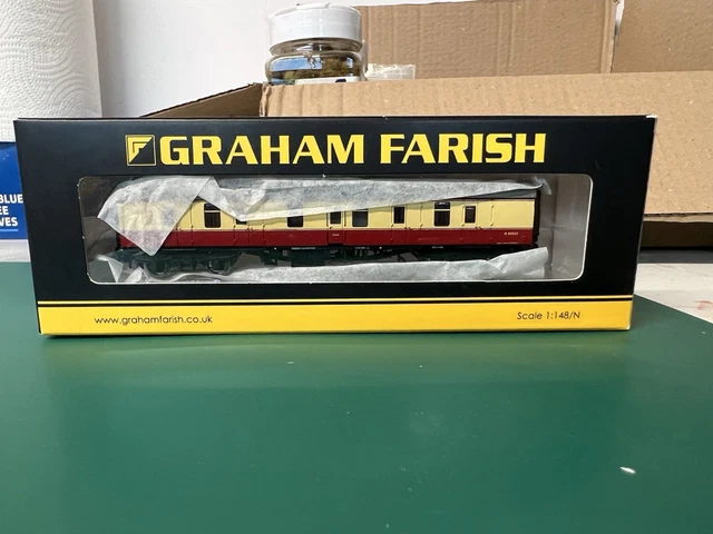 GRAHAM FARISH 374-035 Mk1 Bg Full Brake Br Crimson And Cream £16.13 ...