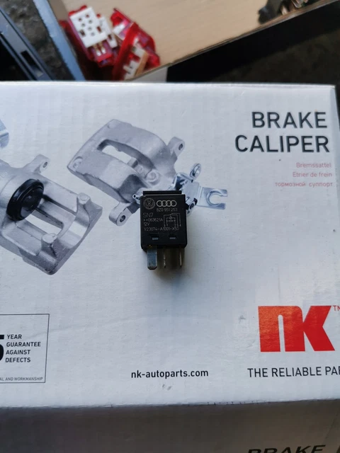 423-AUDI VW 5-PIN Black Relay No (395) Multi-Use 8Z0951253 Tyco V23074 ...