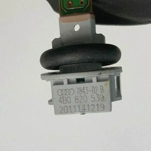 2015 VW T5 MultivanB.j. Temperature sensor temperature sensor 4B0820539 ...