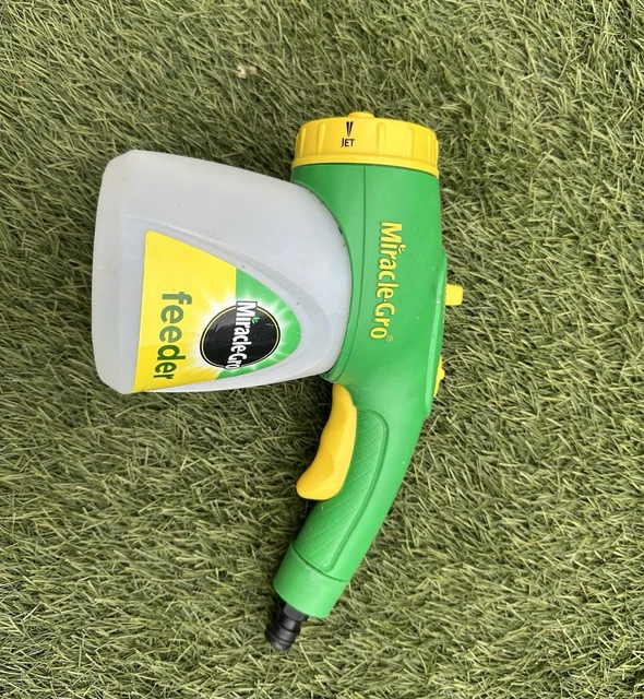 MIRACLE-GRO FEEDER NEMATODE Applicator All Purpose Soluble Plant Food £ ...