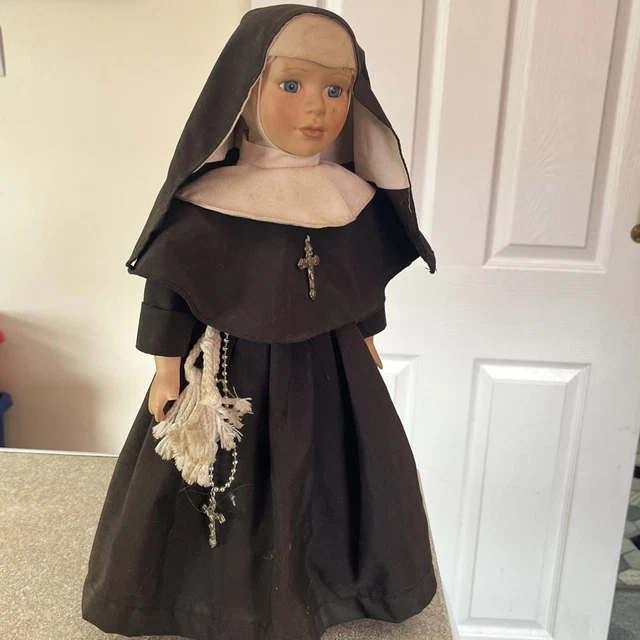 ANTIQUE COLLECTIBLE NUN Doll Complete With Authentic Uniform And Accent ...