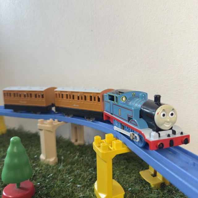 TOMY PLARAIL TRACKMASTER Thomas The Tank Engine TS-01 Old Design Used £21.46 - PicClick UK