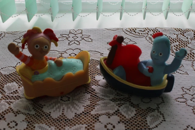 IN THE NIGHT Garden Iggle Piggle Boat Toy Figure and Upsy Daisy Bed ...