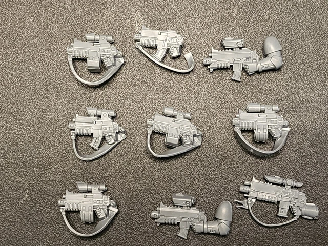 WARHAMMER 40K MINIATURES Space Marines Special Issue Bolters Bits Lot ...