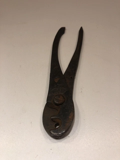 VINTAGE DUPONT POWDER Dynamite Miners Blasting Cap Pliers Crimpers NO 4 ...