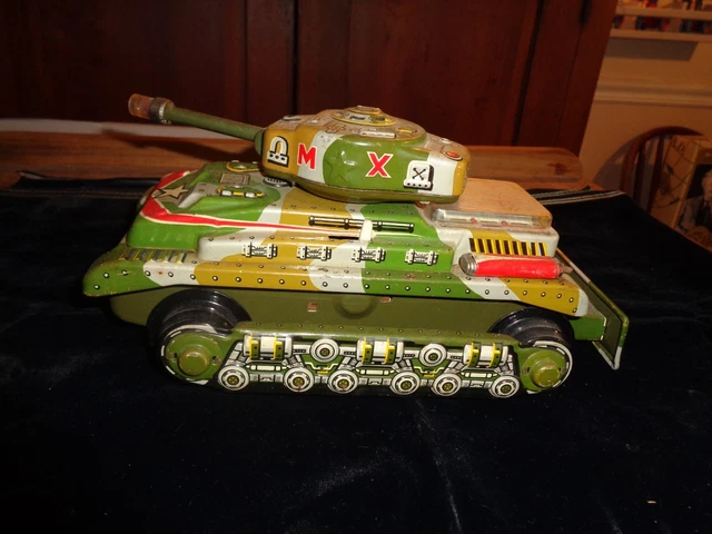 RARE VINTAGE 1960 NOMURA ‘M-X’ Camouflaged Army Tank Bat.Op Litho Tin ...