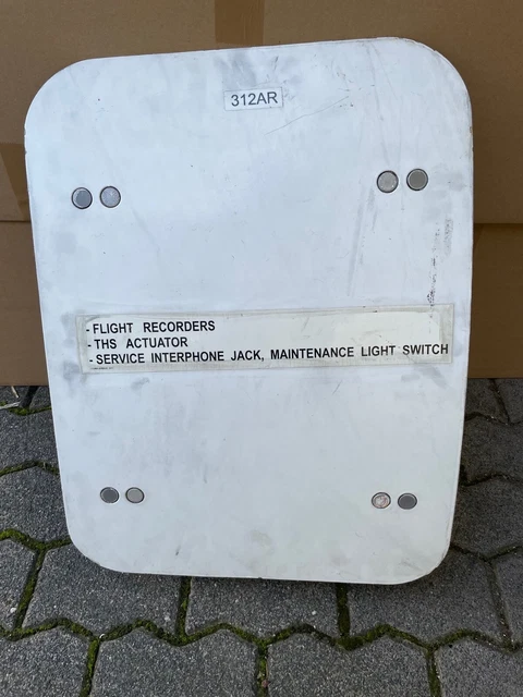 ORIGINAL AIRBUS A320 Family Access Door (312 AR) Weiß EUR 259,00 ...