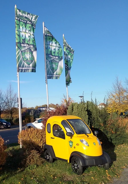 ELEKTRO QUAD 4-RAD Kabinenroller rot Minicar Miniauto Microcar ...