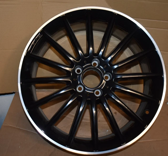1X ORIGINAL MERCEDES w176 A Klasse AMG Alufelge A1764010502 8Jx19 H2 ...