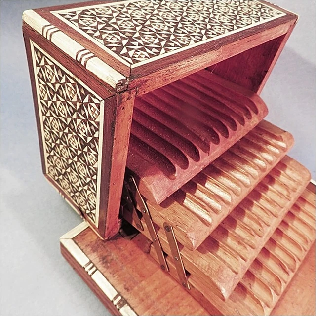 COFFRET A CIGARETTES EN MARQUETTERIE @ SHIPPING WORLDWIDE - Tabac ...