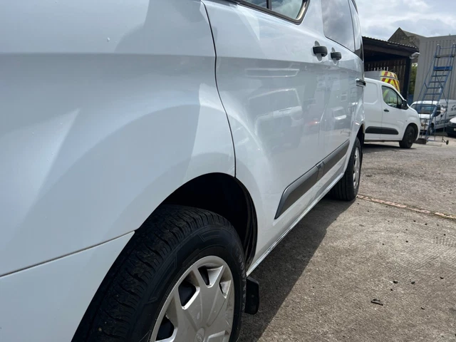 2017 FORD TRANSIT Custom 2.0 TDCi 130ps High Roof Kombi Trend Van MPV ...