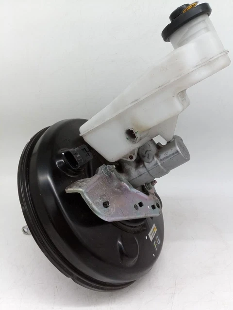 TOYOTA HILUX BRAKE SERVO AND MASTER CYLINDER, PART No.131010-20840 ...
