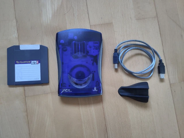 IOMEGA ZIP 250 USB Zip-Laufwerk (Z250USBPCMBP) inkl. 250-MB-Zip ...