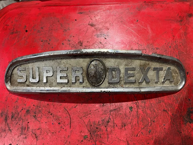 FORDSON SUPER DEXTA Original Nosecone Badge £85.00 - PicClick UK