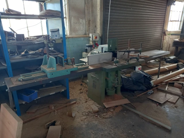 WADKIN SPINDLE MOULDER, With sliding bed attachment. Ring Fence, Two ...