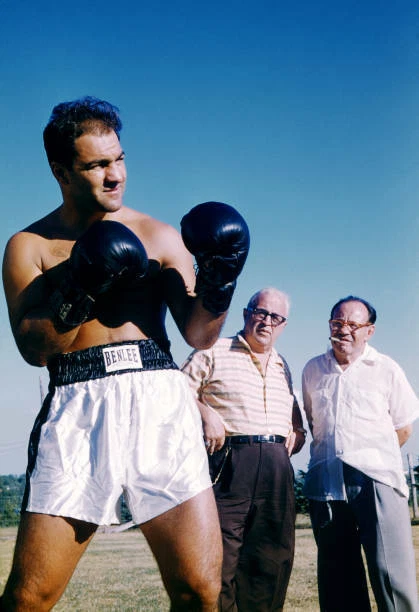 BOXING AMERICAN BOXER Rocky Marciano Poses 1955 OLD PHOTO 5 $6.75 ...