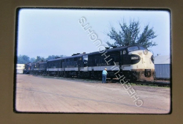 ORIGINAL '69 KODACHROME Slide SOU Southern 4252 F7A 30K4 EUR 5,39 - PicClick DE