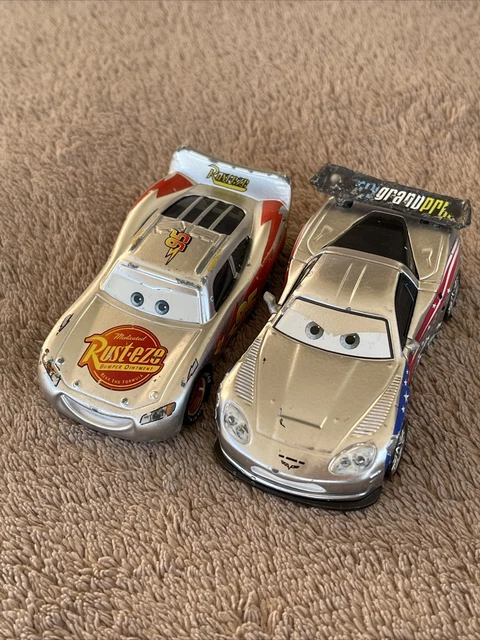 DISNEY PIXAR CARS SILVER RACER MCQUEEN & JEFF GORVETTE MATTEL 1:55 ...