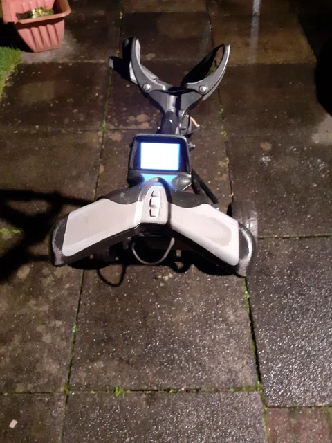 POWAKADDY ELECTRIC GOLF trolley FW2 Freeway II with Charger - Great ...