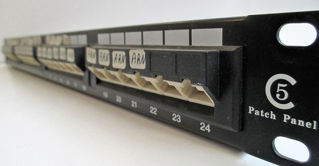 PATCH PANEL 19 inch UTP 24 ports £20.64 - PicClick UK