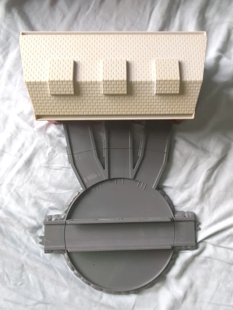 ERTL THOMAS THE Tank Engine And Friends Turntable & Sheds Vintage 1996/ ...