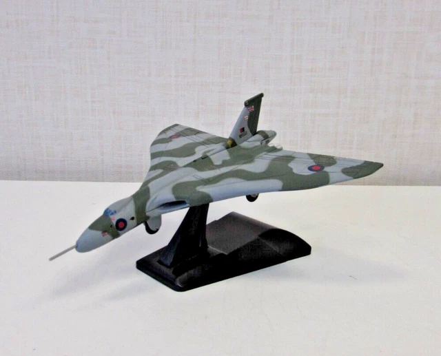 CORGI AVIATION ARCHIVE Military Air Power Avro Vulcan XH558 ( NO BOX ...