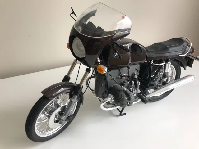BMW R90S MOTORCYCLE model kit by Tamiya, scale 1:6, finished kit. £29. ...