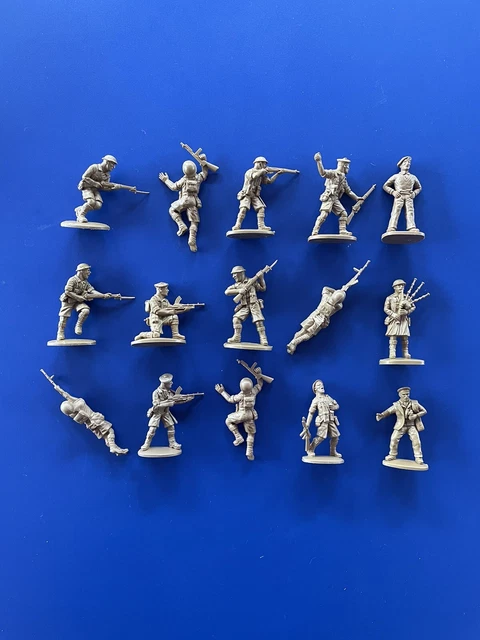 MATCHBOX TOY SOLDIERS British 8th Army Combat Troops Full set of 15 £16 ...