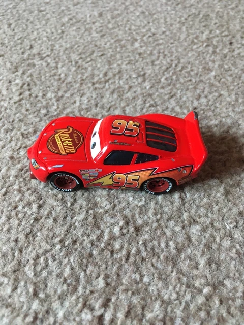DISNEY PIXAR CAR NO.95 Red Rust-eze Lightning McQueen Car £3.99 ...