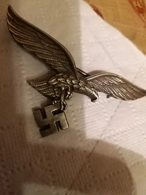 THE HISTORY BEHIND The Ww2 Wartime Army Eagle Badge Collection £31.92 ...