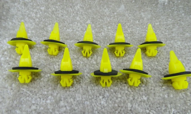 RENAULT SIDE MOULDING Wheel Arch Flare Retainer Trim Clips Toyota £2.99 ...