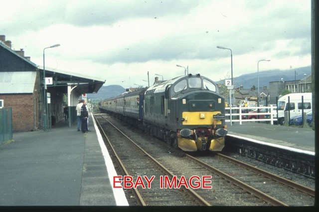 ORIGINAL 35MM SLIDE CLASS 37 LOCO NO 37411 CAEPHILLY CASTLE AT ...