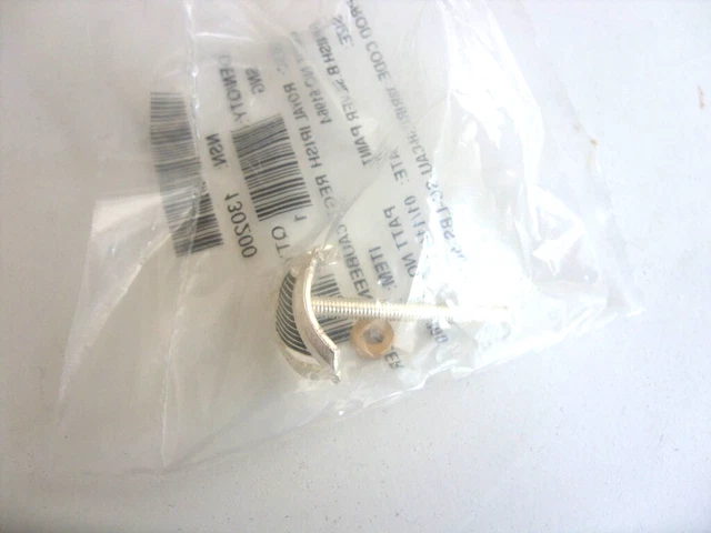 ROYAL IRISH REGIMENT Small Bugler / Bugle Major Cap Badge £21.45 ...