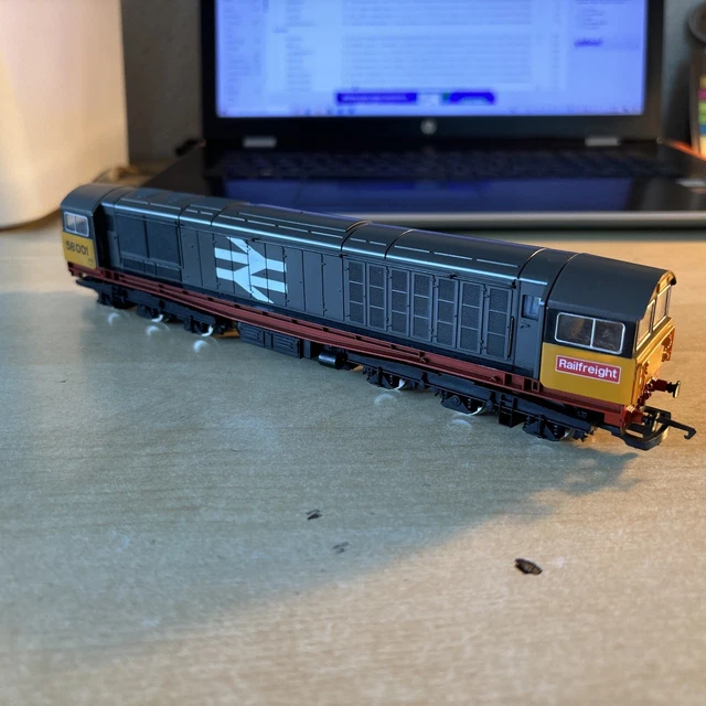 HORNBY CLASS 58 001 In Railfreight Livery OO Gauge £14.55 - PicClick UK