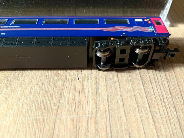 DAPOL 2P-005-361 N Gauge Mk3 TGS First Great Western 42009 HST Coach £ ...