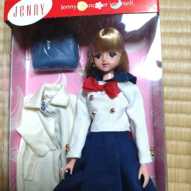 VINTAGE TAKARA JENNY Doll FASHION JENNY School Uniform (non aperto ...