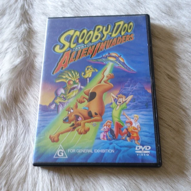 SCOOBY DOO AND the ALIEN INVADERS Movie 2000 Vintage Scooby Doo Movie ...