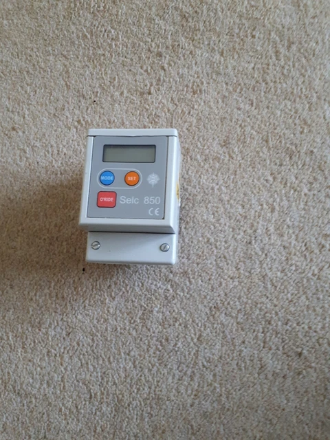 SELC 850/3 TWIN Channel Electronic Programmable Timer Control £0.99 ...