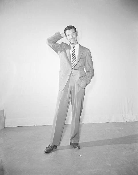 COMEDIAN JOHNNY CARSON is shown this full-length early photo - 1955 Old ...