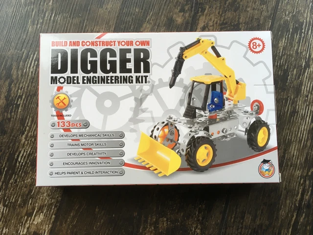 BUILD & CONSTRUCT Your Own Digger Model Engineering Kit Brand New Toy £ ...