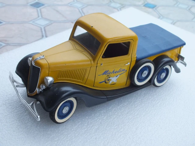 MODELLAUTO - SOLIDO - FORD V8 Pick Up 1936 mit Michelin Werbung - 1:19 EUR 39,90 - PicClick DE