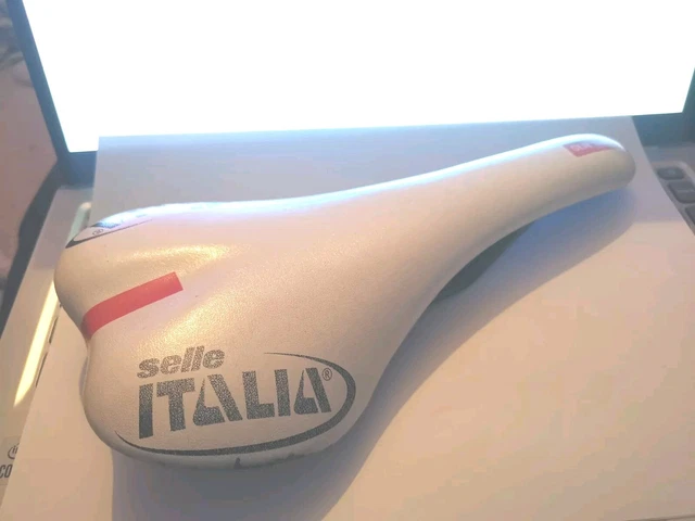 RARE SELLE ITALIA SLR TEAM EDITION WITH CARBON RAILS . £50.00 - PicClick UK