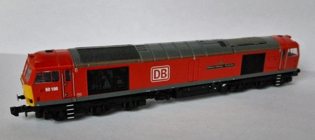 GRAHAM FARISH N Gauge Class 60 DB Red 60100 "Midland Railway ...