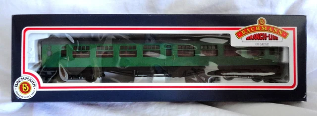 BACHMANN BR (SR) Unlined Green 63ft Bulleid Corridor 2nd Coach. 34-526A ...